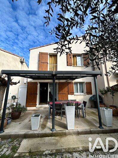 Maison à vendre - Lézignan-la-Cèbe - 4 pièces - 3 chambres