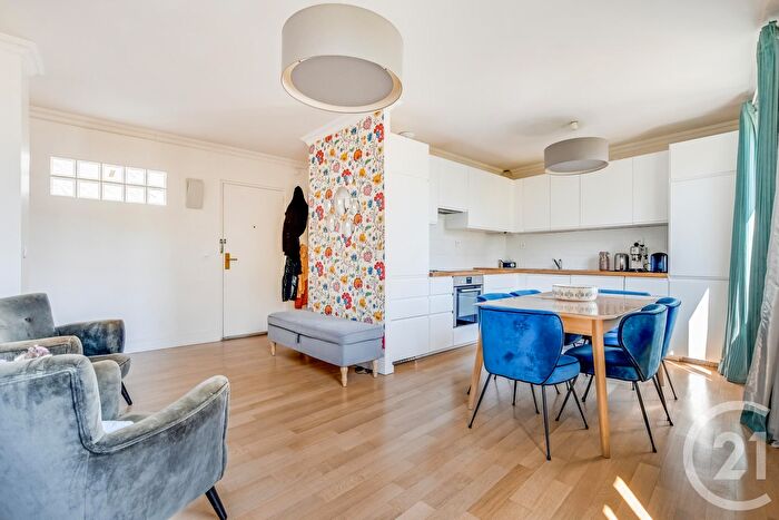 Paris 19ème, La Villette, Porte de Pantin - Appartement 4 pièces à vendre