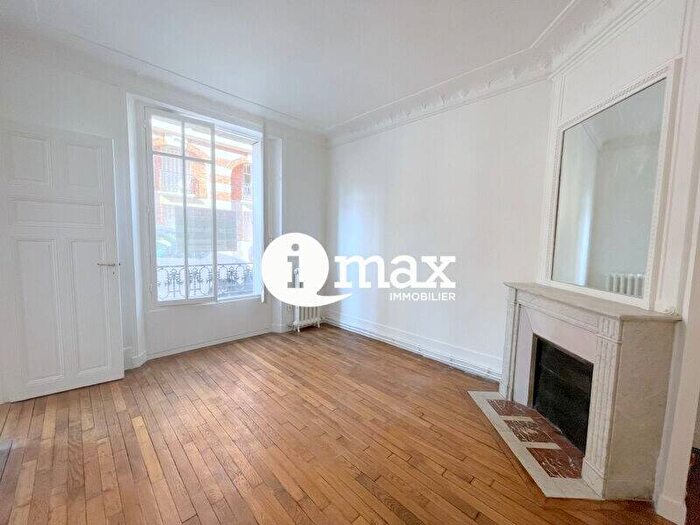 Appartement à louer - Bécon, Courbevoie - 4 pièces - 2 chambres