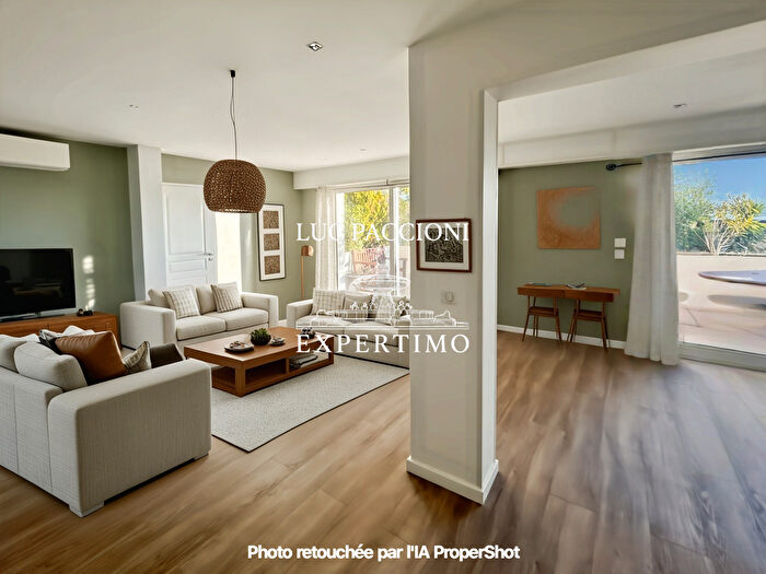 Aix-en-Provence, Saint-Donat, Les Platanes : Appartement 4 pièces à vendre