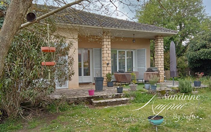 Maison à vendre - Sarlat-la-Canéda - 5 pièces - 3 chambres