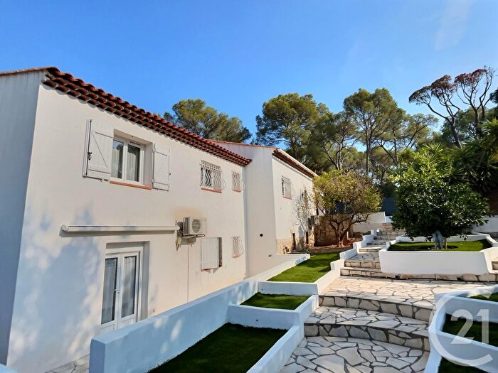 Maison à vendre - Fréjus, La Tour de Mare - 5 pièces - 4 chambres