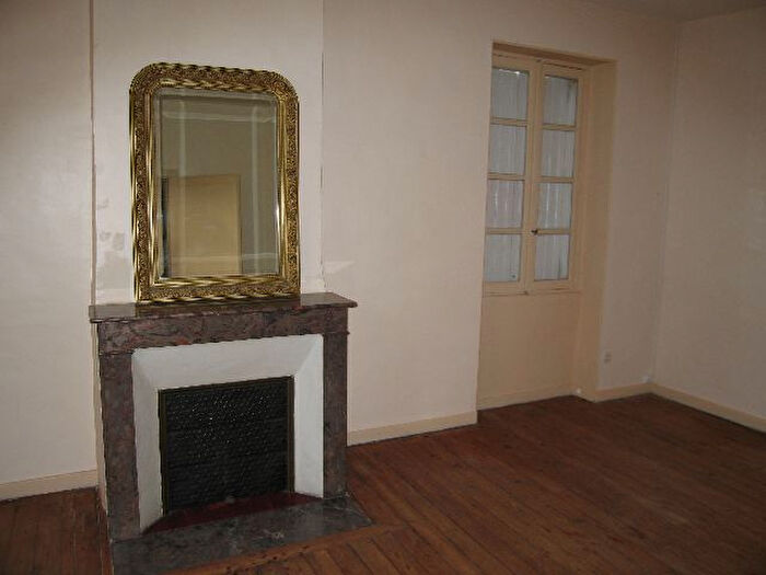 Maison à louer - La Flèche, Les Plantes - 4 pièces - 2 chambres