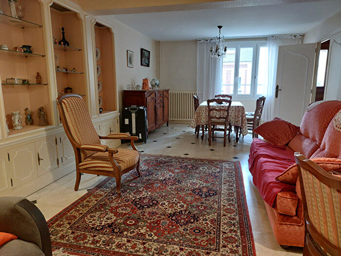 Maison à vendre - Lillebonne - 4 pièces - 3 chambres