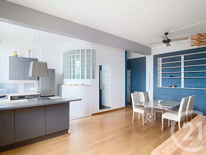 Appartement à vendre - Choisy-le-Roi, Centre-ville, Parc Prairie, Hautes Bornes - 3 pièces - 1 chambre