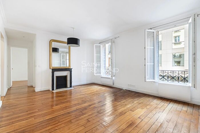 Appartement 4 pièces à vendre à Paris 17ème, La Fourche, Guy Moquet