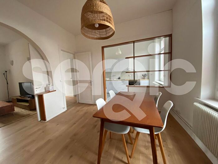 Appartement à louer - Saint-André-lez-Lille, Est - 4 pièces - 3 chambres