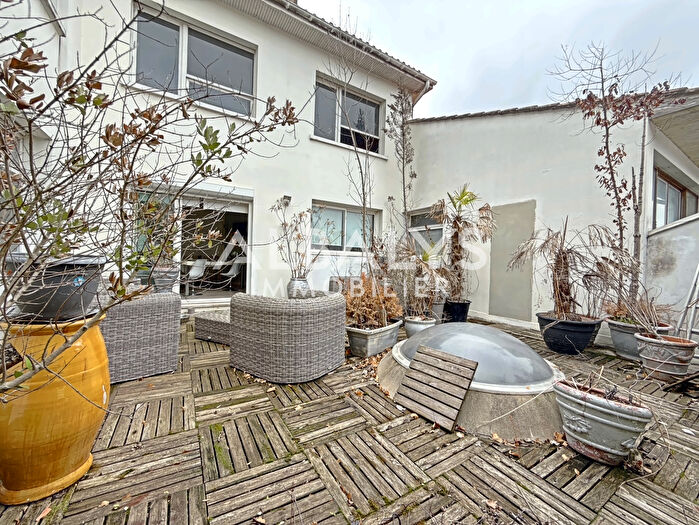 Appartement à vendre - Libourne, Centre-ville, Bastide, Gare - 5 pièces - 3 chambres