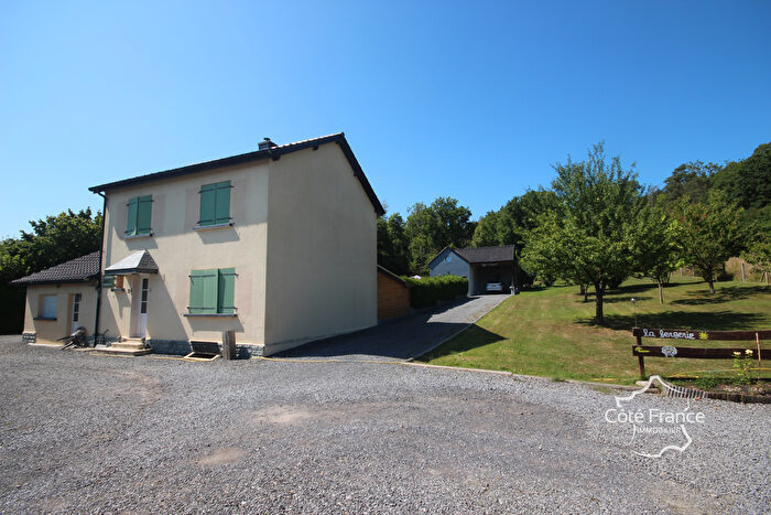 Maison à vendre - Aubrives - 10 pièces - 7 chambres