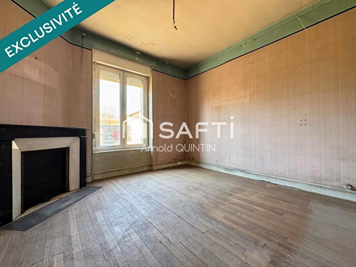 Maison 5 pièces à Étain, à vendre