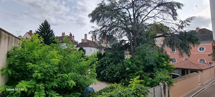 Appartement à vendre - Chalon-sur-Saône, Centre-ville - 5 pièces - 3 chambres