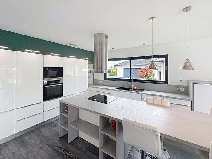 Maison à louer - Serres-Castet - 4 pièces - 3 chambres