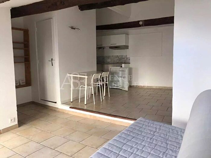 Centre Ville, Aix-en-Provence : Appartement 1 pièce à louer