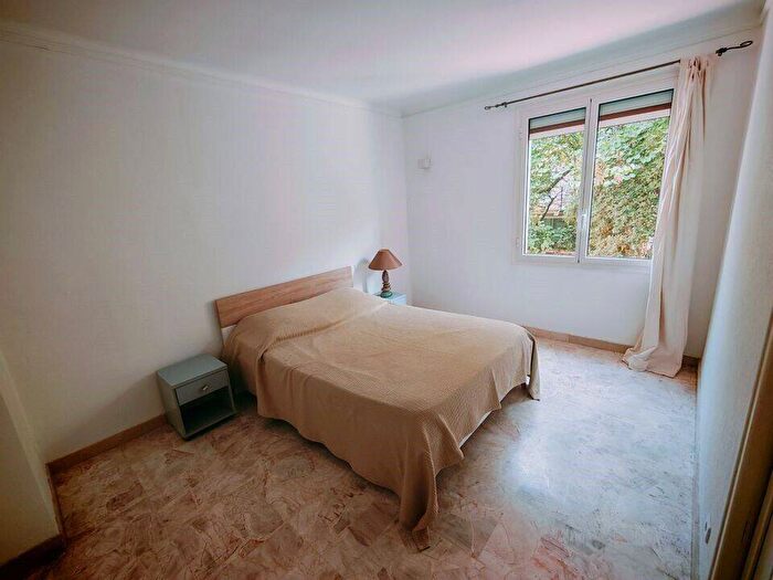 Appartement à louer - Centre Ville, Perpignan - 3 pièces - 2 chambres