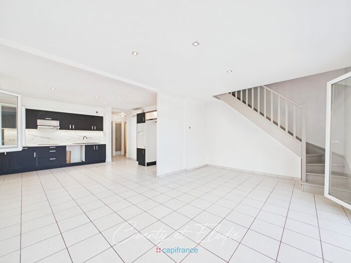 Appartement à vendre - Frontenex - 5 pièces - 4 chambres