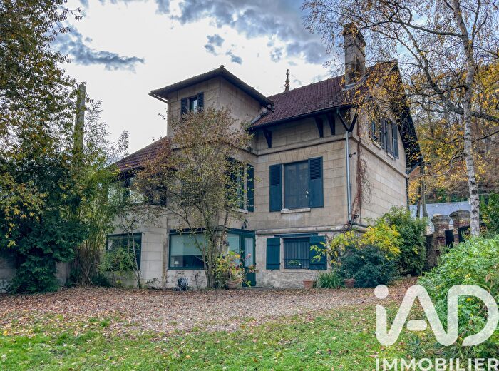 Maison à vendre - Pierrefonds - 8 pièces - 4 chambres