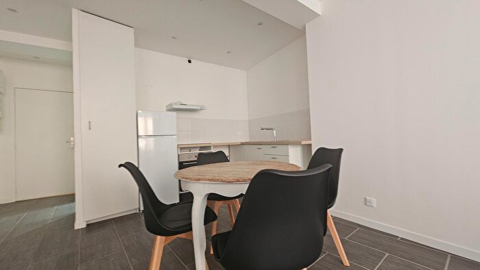 Appartement à louer - Monclar-de-Quercy - 3 pièces - 2 chambres