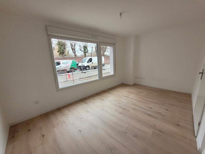 Appartement à louer - Oliveaux, Loos - 1 pièce