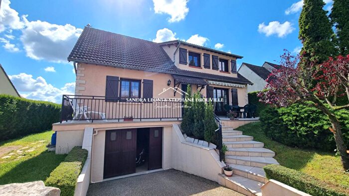 Maison à vendre - Maintenon - 7 pièces - 4 chambres