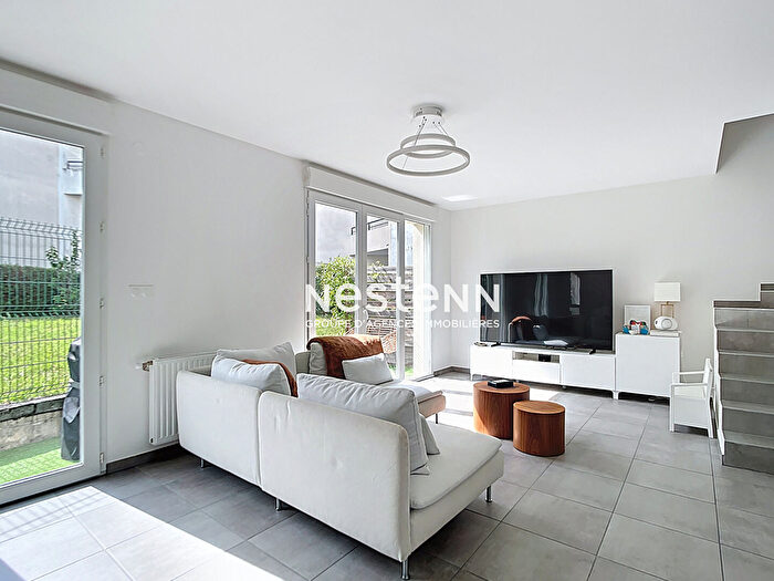 Appartement 5 pièces à vendre - Sathonay-Camp
