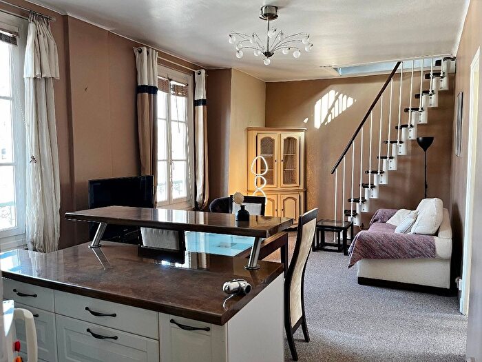 Appartement à louer - Versailles, Notre Dame - 3 pièces - 2 chambres