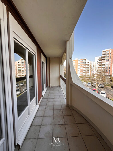 Appartement à louer - Angers, Roseraie - 2 pièces - 1 chambre