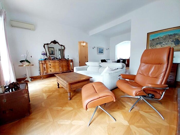 Appartement 4 pièces à vendre - Saint-Raphaël, Centre-ville
