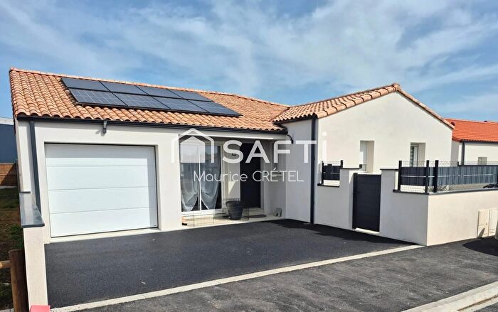 Maison à vendre - La Copechagnière - 5 pièces - 3 chambres