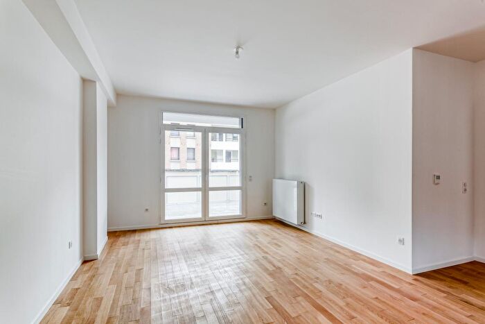 Appartement à louer - Paris e , La Villette, Porte de Pantin - 4 pièces - 3 chambres