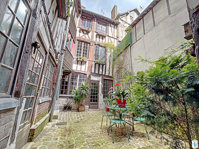 Maison à vendre - Rouen, Vieux Marché, Cathédrale - 8 pièces - 5 chambres