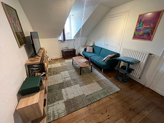 Appartement à louer - Pau, Centre-ville - 3 pièces - 2 chambres