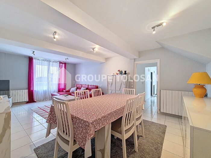 Maison 6 pièces à Ricaud, à louer