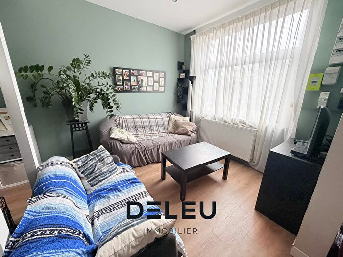 Maison à vendre - Wasquehal, Noir Bonnet, Rue Pasteur - 5 pièces - 4 chambres