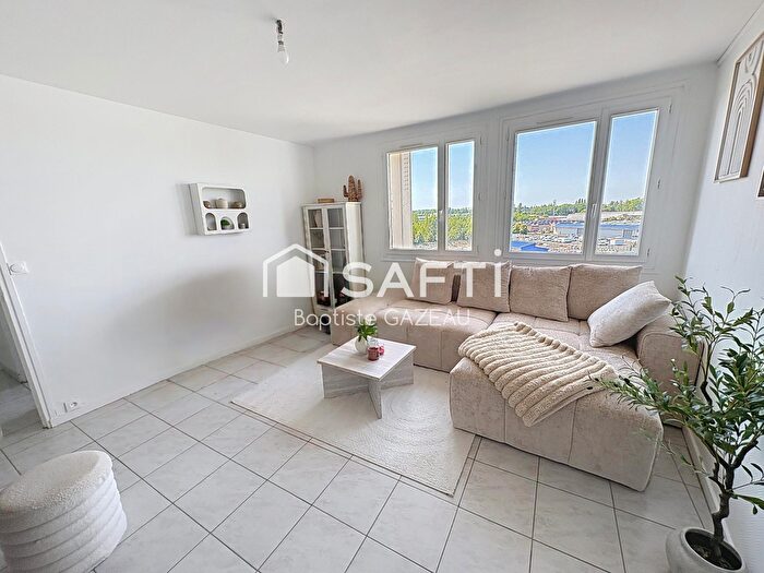 Appartement 2 pièces à vendre - Bourges, Centre-ville, Charlet, Lahitolle, Pignoux, Sembat