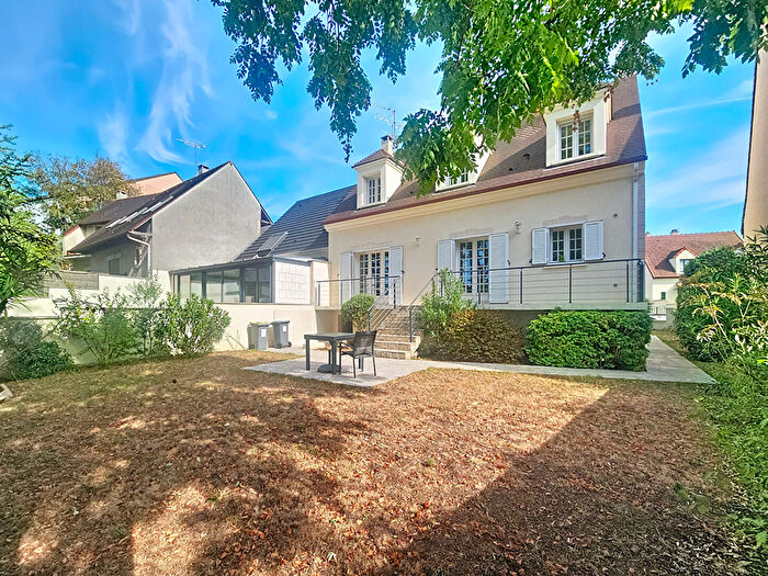 Maison 6 pièces à Chevilly-Larue, Bretagne, à vendre