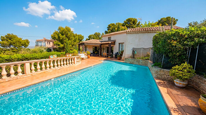 Maison à vendre - Saint-Cyr-sur-Mer, La Madrague, Port, Nartette - 5 pièces - 3 chambres