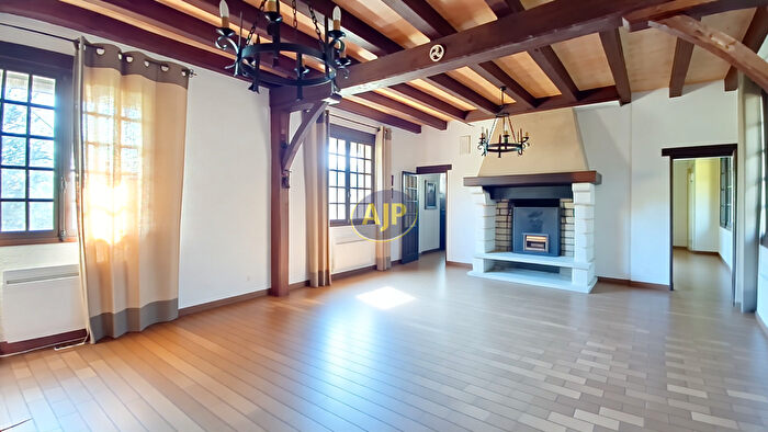 Maison à vendre - Chauvé - 7 pièces - 5 chambres