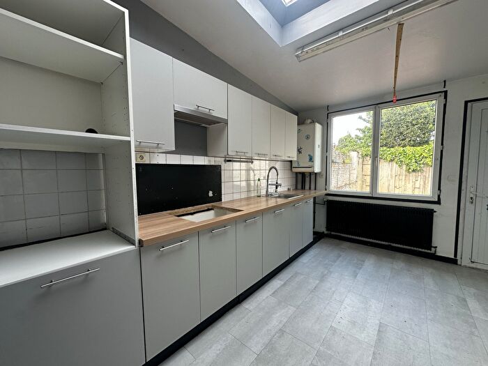 Maison 5 pièces à Faches-Thumesnil, à vendre