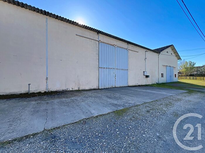 Maison à vendre - Montpon-Ménestérol - 1 pièce