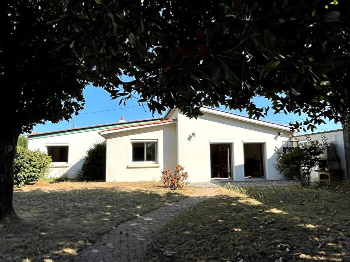 Maison 5 pièces à Saint-Julien-de-Concelles, à vendre
