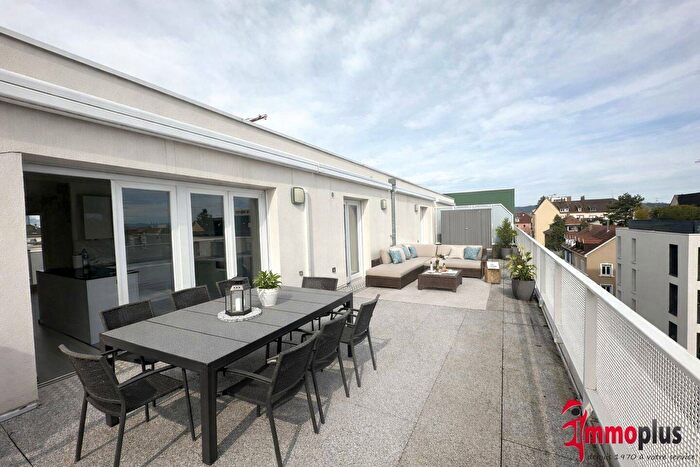 Appartement à louer - Centre Sud Est, Saint-Louis - 5 pièces - 4 chambres