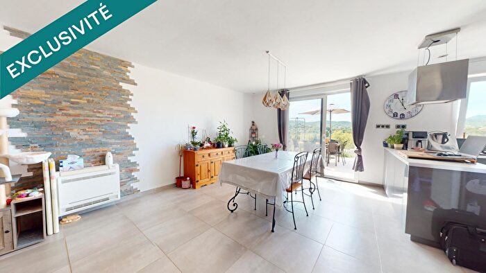 Maison à vendre - Le Val - 4 pièces - 3 chambres