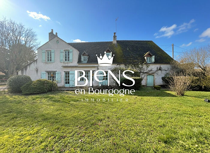 Maison à vendre - Beaune - 6 pièces - 3 chambres