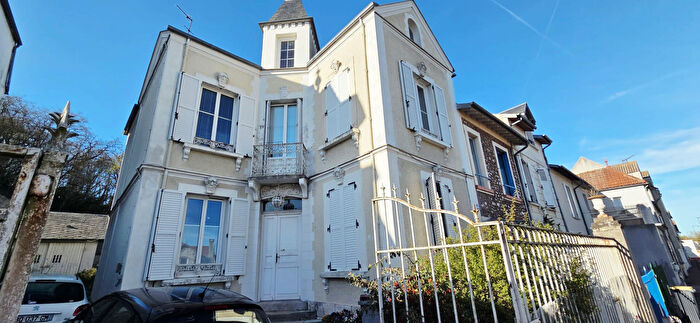 Maison 6 pièces à Étampes, Saint-Michel, Croix de Vernailles, à vendre