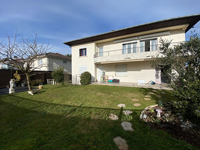 Maison à vendre - Odos - 8 pièces - 5 chambres