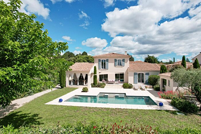 Maisons à vendre et appartements à louer - 1
