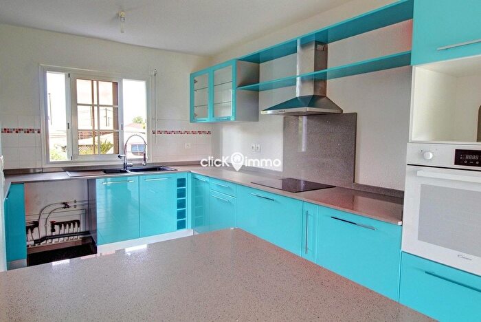 Appartement à vendre - Port-Louis - 4 pièces - 3 chambres