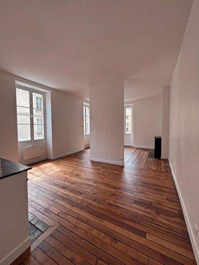 Saint Louis, Saint-Germain-en-Laye : Appartement 4 pièces à louer