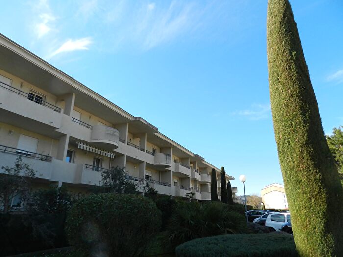 Appartement à vendre - Draguignan, Maljournal, Le Fournas, Les Incapis, Saint-Hermentaire - 3 pièces - 2 chambres