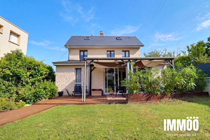 Maison 7 pièces à vendre à Notre-Dame-de-Bondeville